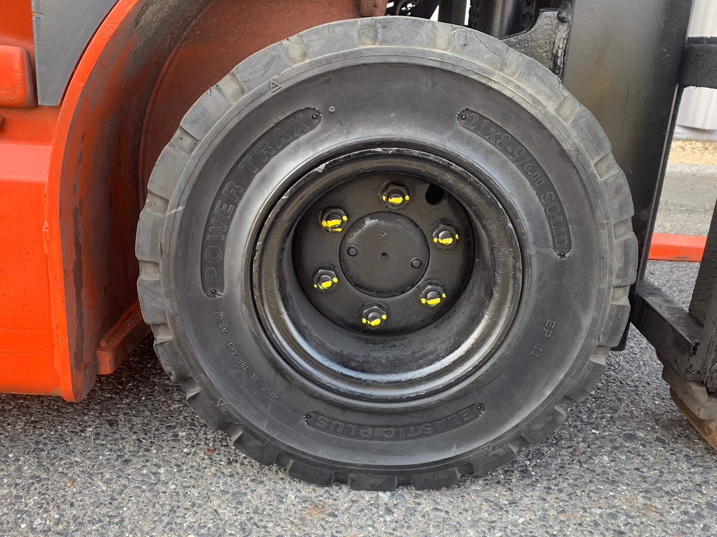 トヨタ中古フォークリフト【7FB25】[No.230]最高揚高4.5m！高所作業にぜひ！ | 中古フォークリフト | フォークリフトの中古販売 ...